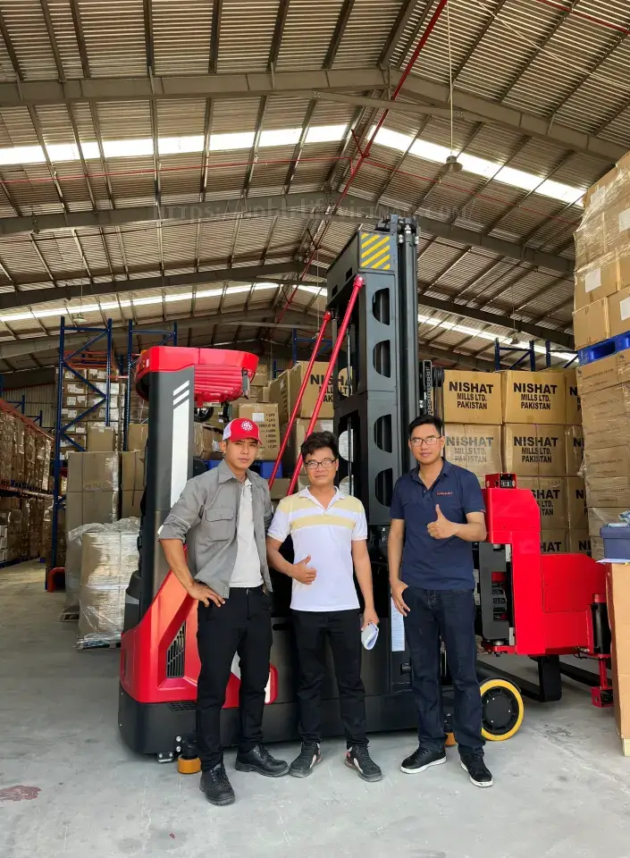 Xe Nâng Điện 3 Chiều | Xe Nâng VNA Noblelift OPX15 | 9m | Giá Tốt Nhất